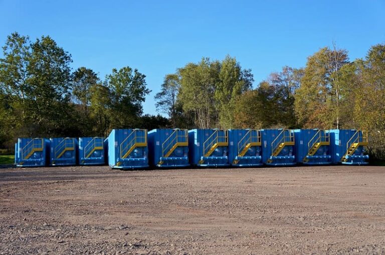 Frac Tanks to Roll-Offs: Maximize Efficiency With Rentals